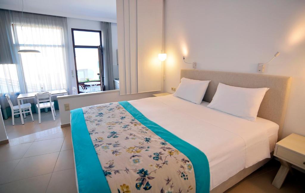 Deluxe Studio - Simon Studios & Apartments